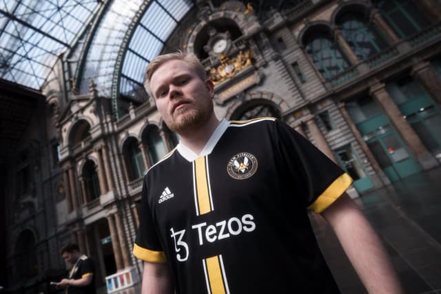 Magisk’s CS: GO crosshair and viewmodel settings » Esports | Esports.gg ...
