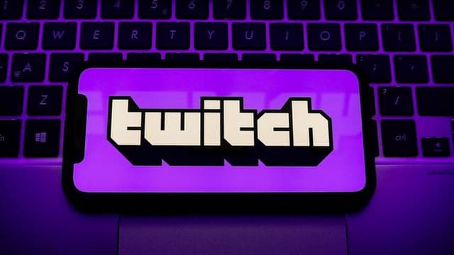 How to raid on Twitch – How, why and when to start a raid | esports.gg