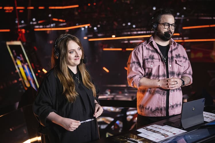 Pansy Wins Play-by-Play Caster of the Year at the 2022 Esports Awards ...