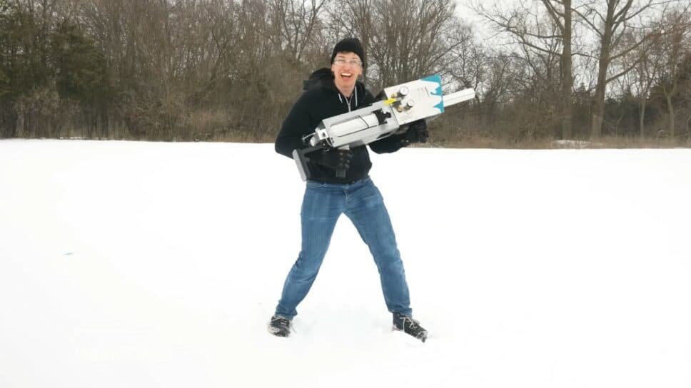 This YouTuber made a real-life Fortnite Snowball Launcher | Esports.gg