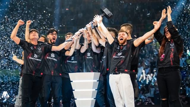 w7m is the Six Invitational 2024 winner » Esports | Esports.gg | esports.gg