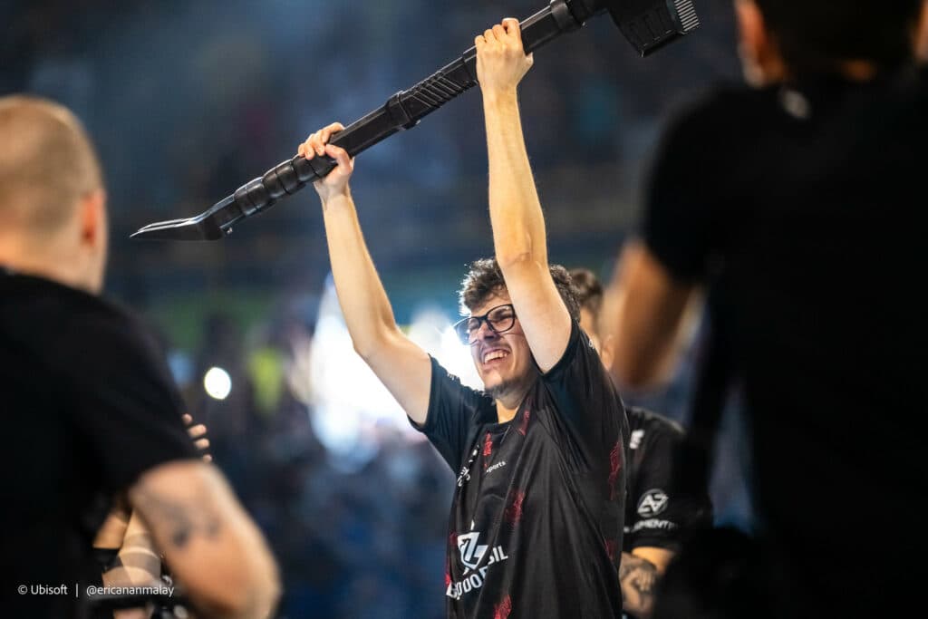 Ubisoft and GRID unveil Rainbow Six Data Portal » Esports | Esports.gg ...