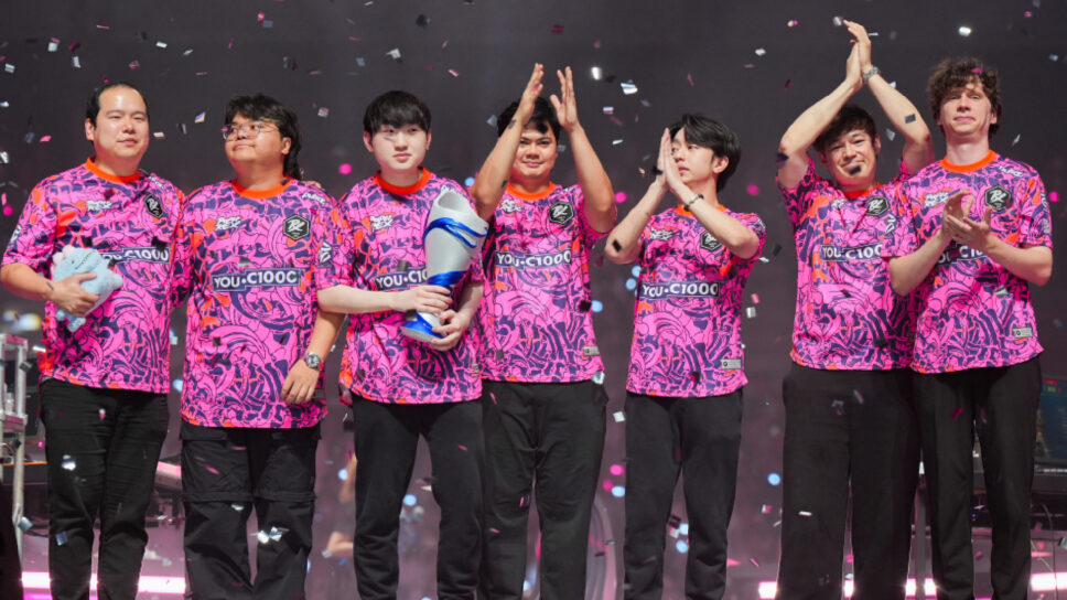 Masters Toronto champs Paper Rex lift Pacific 2025 Split 2 trophy ...